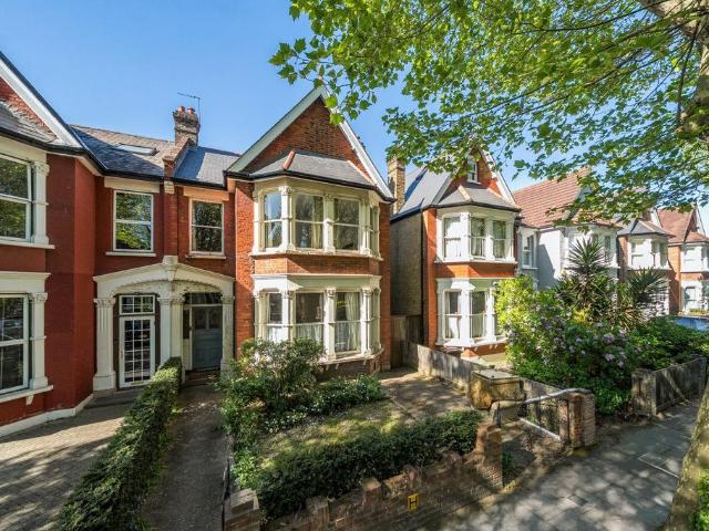 5 bedroom semi detached house for sale