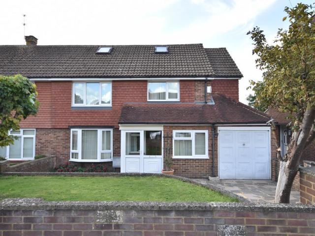 4 bedroom semi detached house for sale