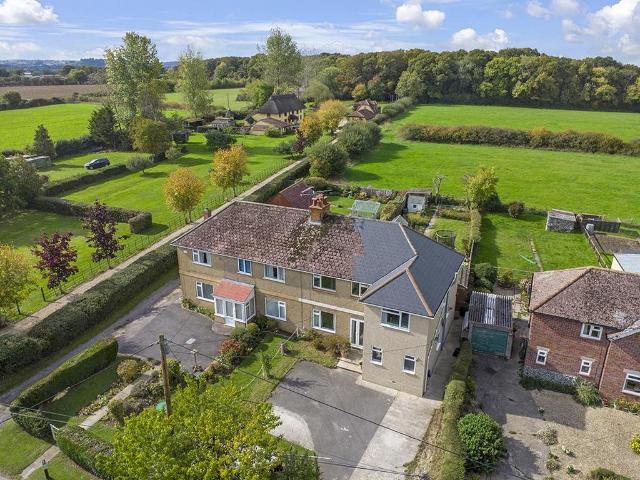 5 bedroom semi detached house for sale