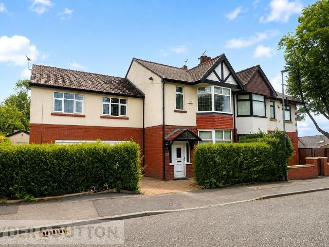 5 bedroom semi detached house for sale