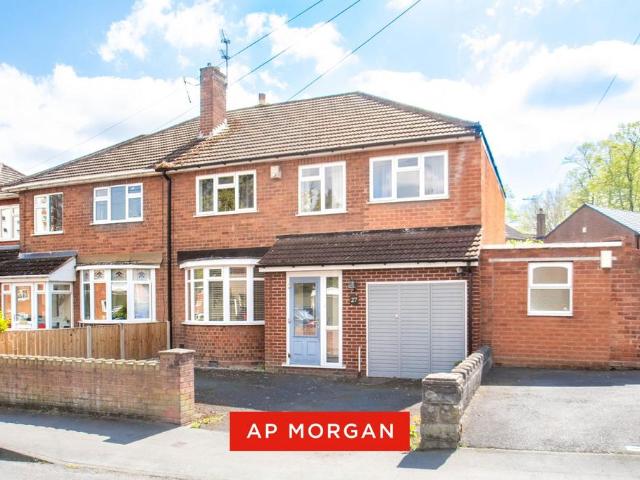 5 bedroom semi detached house for sale