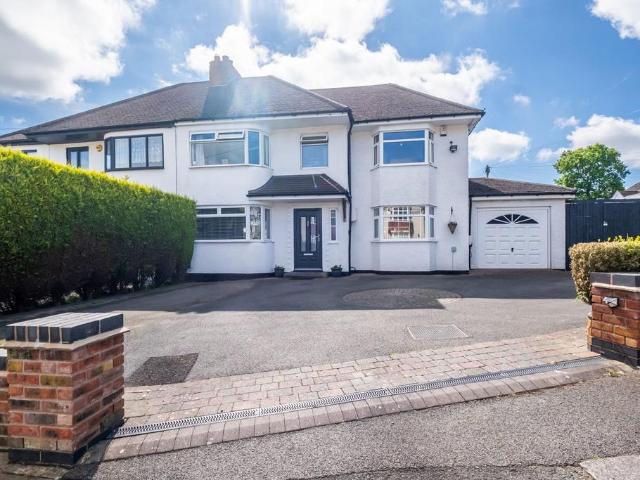 5 bedroom semi detached house for sale