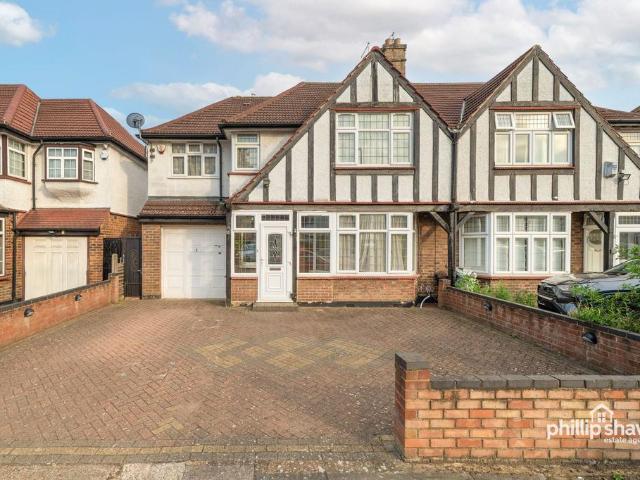5 bedroom semi detached house for sale