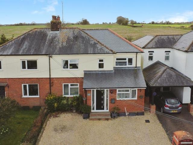 5 bedroom semi detached house for sale