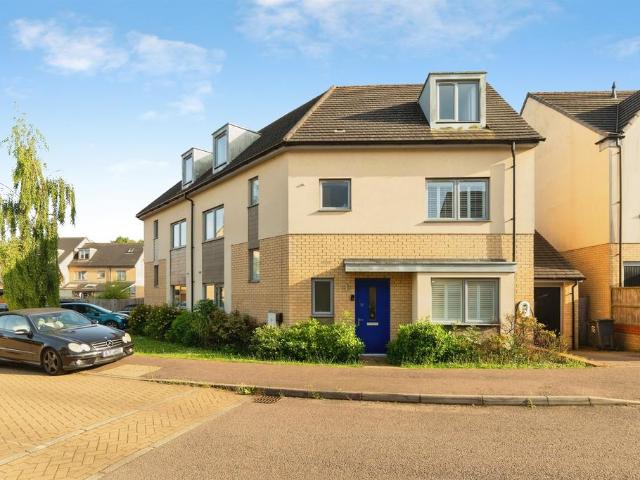 5 bedroom semi detached house for sale