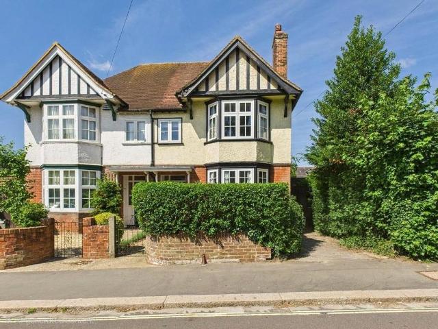 5 bedroom semi detached house for sale