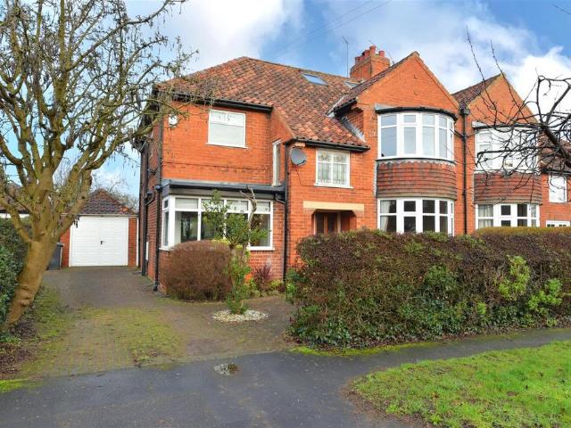 5 bedroom semi detached house for sale