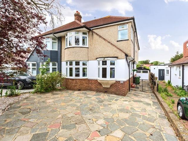 5 bedroom semi detached house for sale