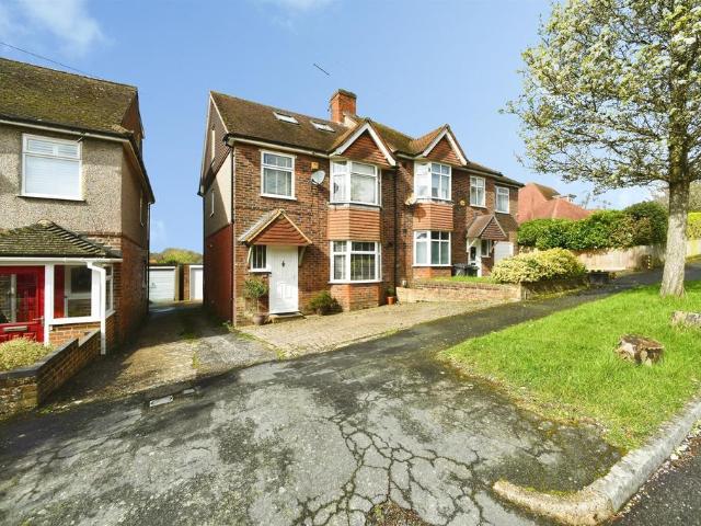 5 bedroom semi detached house for sale