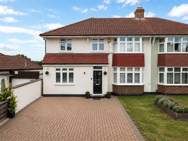 5 bedroom semi detached house for sale