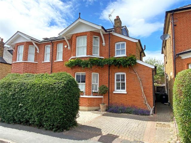 5 bedroom semi detached house for sale