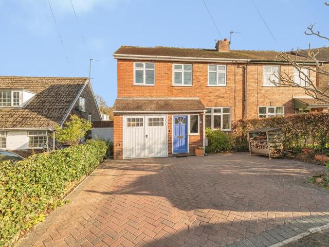 5 bedroom semi detached house for sale