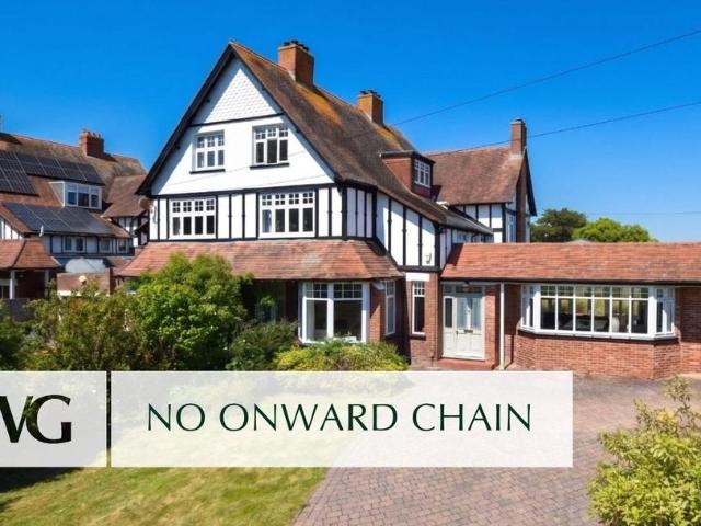 5 bedroom semi detached house for sale