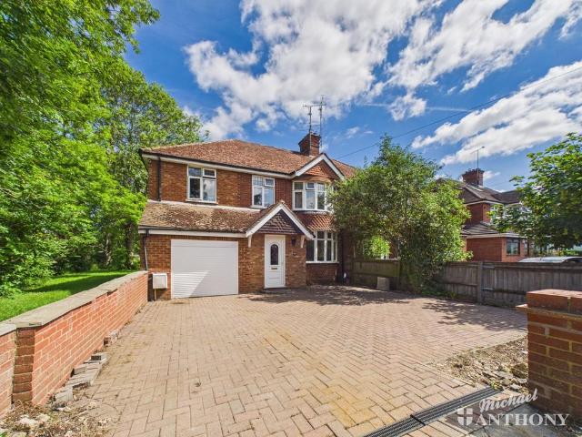 5 bedroom semi detached house for sale