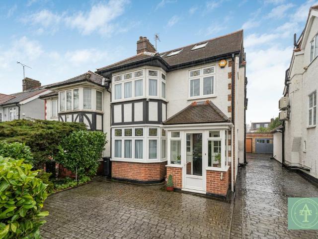 5 bedroom semi detached house for sale