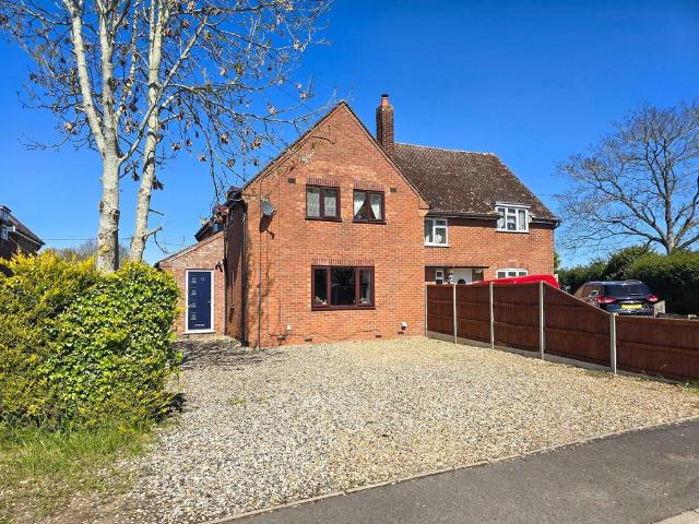 5 bedroom semi detached house for sale