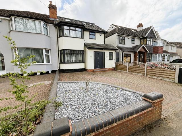 5 bedroom semi detached house for sale