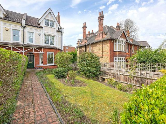 5 bedroom semi detached house for sale