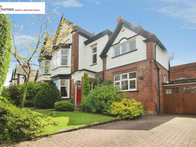 5 bedroom semi detached house for sale