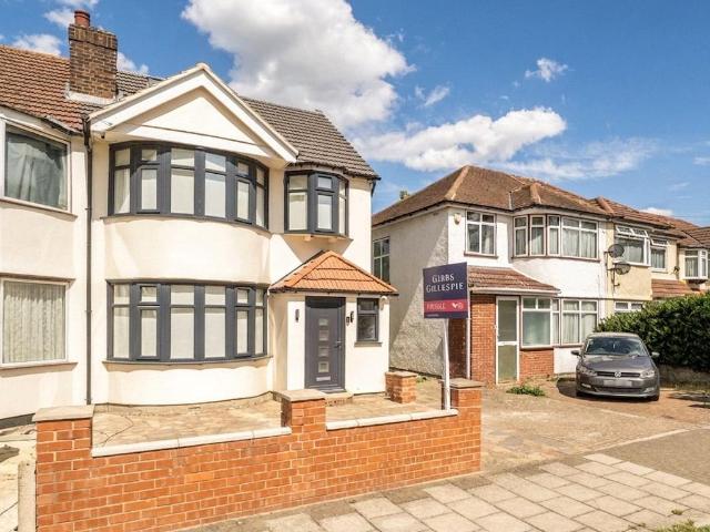 5 bedroom semi detached house for sale