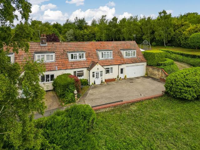 5 bedroom semi detached house for sale