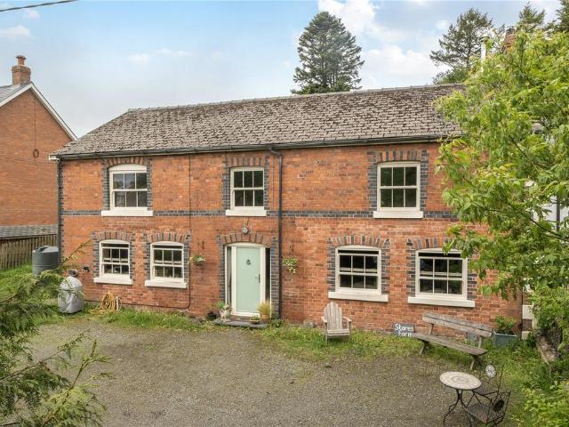 5 bedroom semi detached house for sale