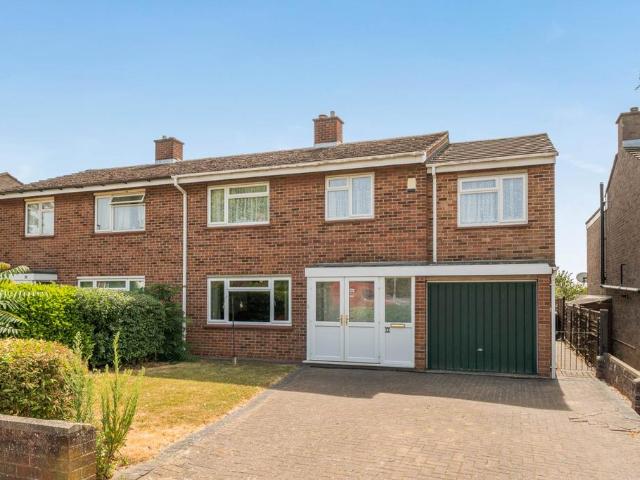 5 bedroom semi detached house for sale