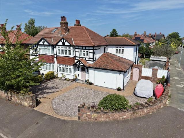 5 bedroom semi detached house for sale