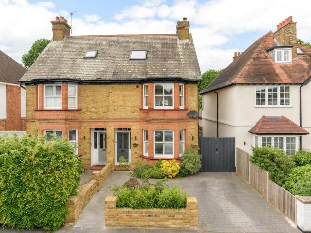 5 bedroom semi detached house for sale