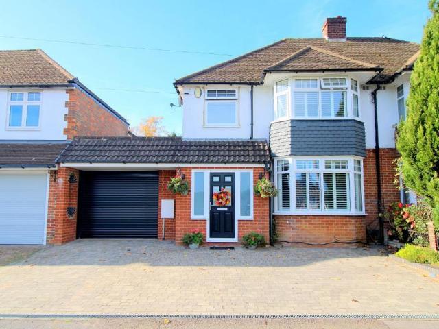 5 bedroom semi detached house for sale