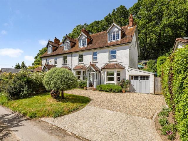 5 bedroom semi detached house for sale