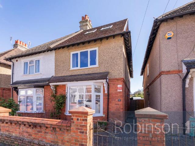 5 bedroom semi detached house for sale