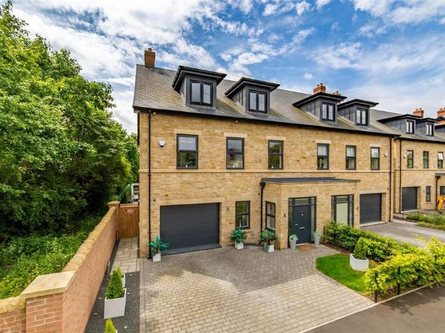 5 bedroom semi detached house for sale