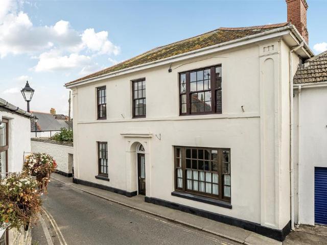 5 bedroom semi detached house for sale