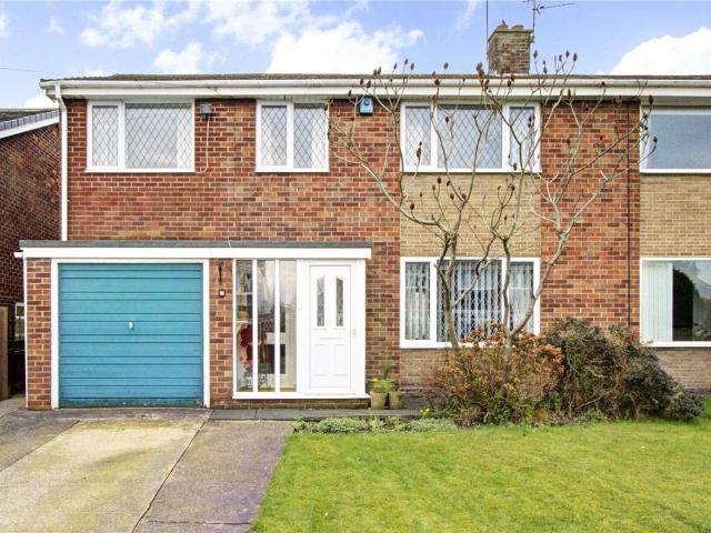 5 bedroom semi detached house for sale
