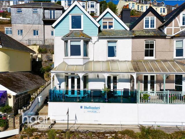 5 bedroom semi detached house for sale