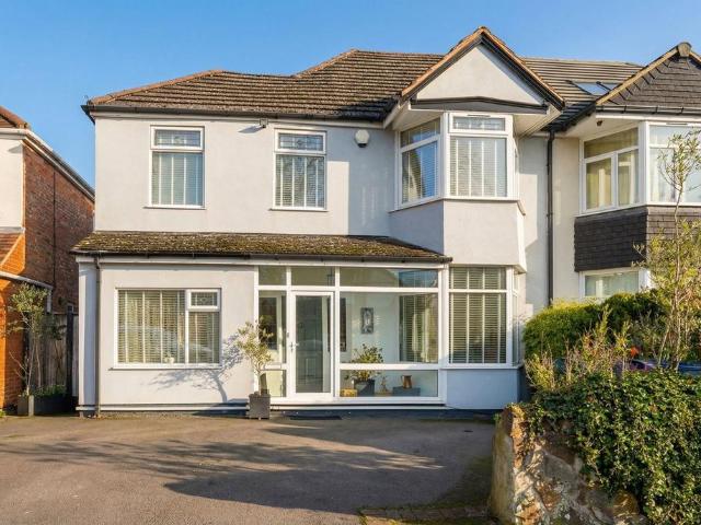 5 bedroom semi detached house for sale
