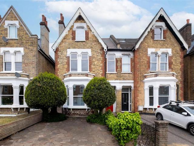 5 bedroom semi detached house for sale