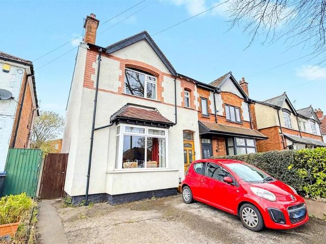 5 bedroom semi detached house for sale