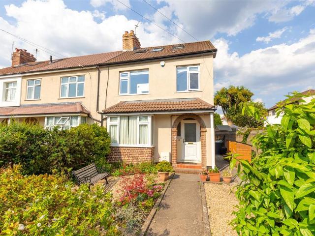 5 bedroom semi detached house for sale