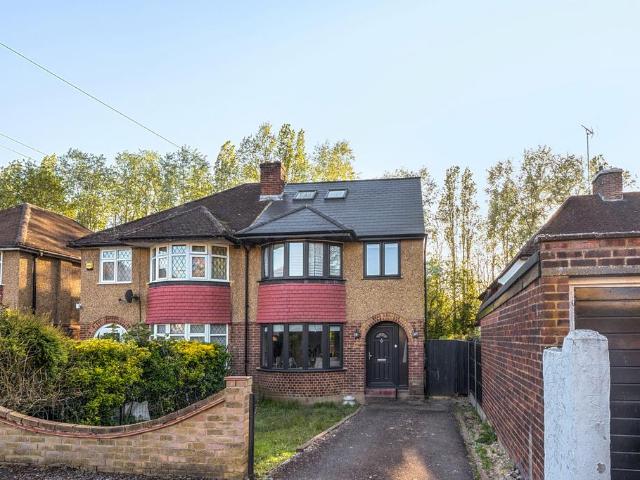 5 bedroom semi detached house for sale
