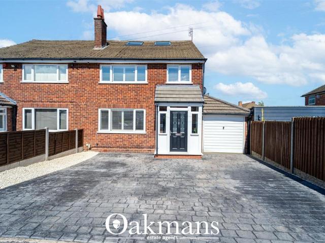 5 bedroom semi detached house for sale