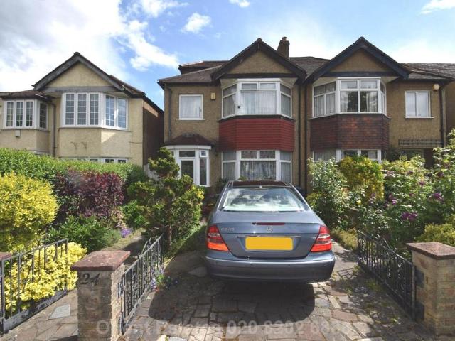 5 bedroom semi detached house for sale