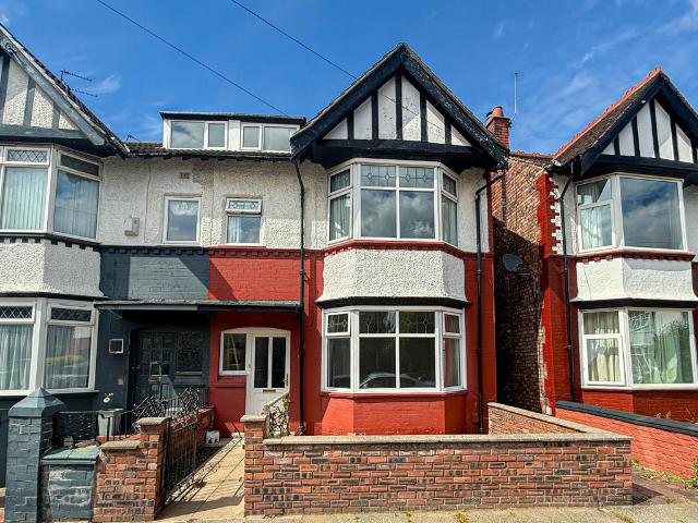 5 bedroom semi detached house for sale