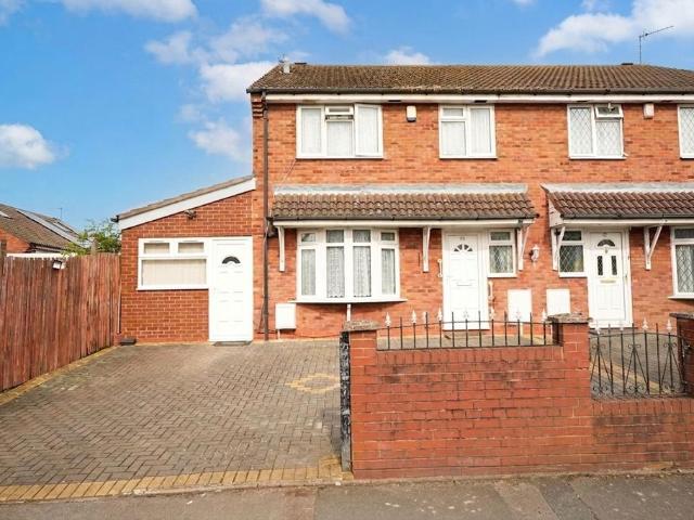 5 bedroom semi detached house for sale