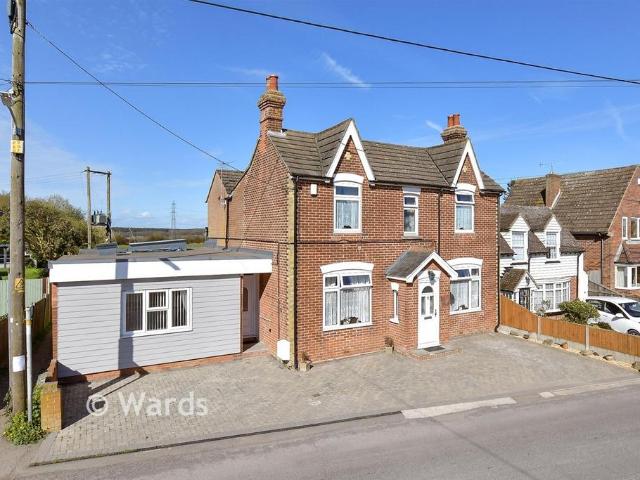 5 bedroom semi detached house for sale
