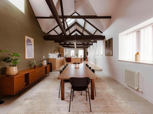 5 bedroom semi detached house for sale