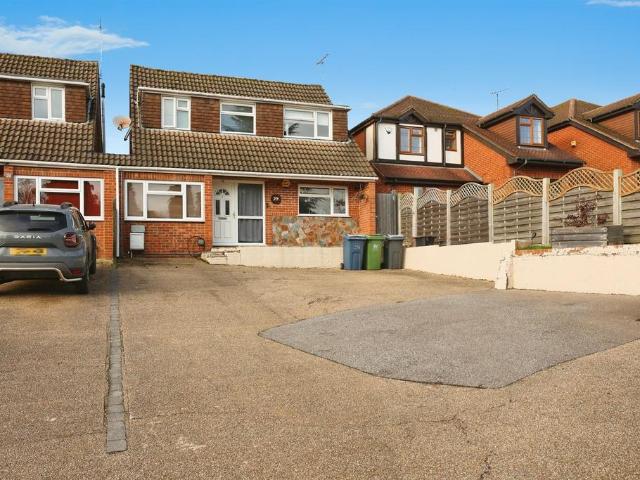 5 bedroom semi detached house for sale