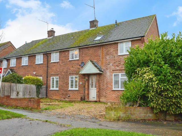 5 bedroom semi detached house for sale