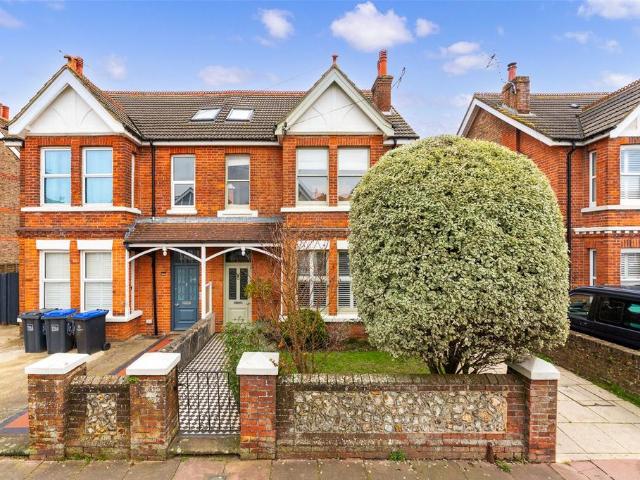 5 bedroom semi detached house for sale